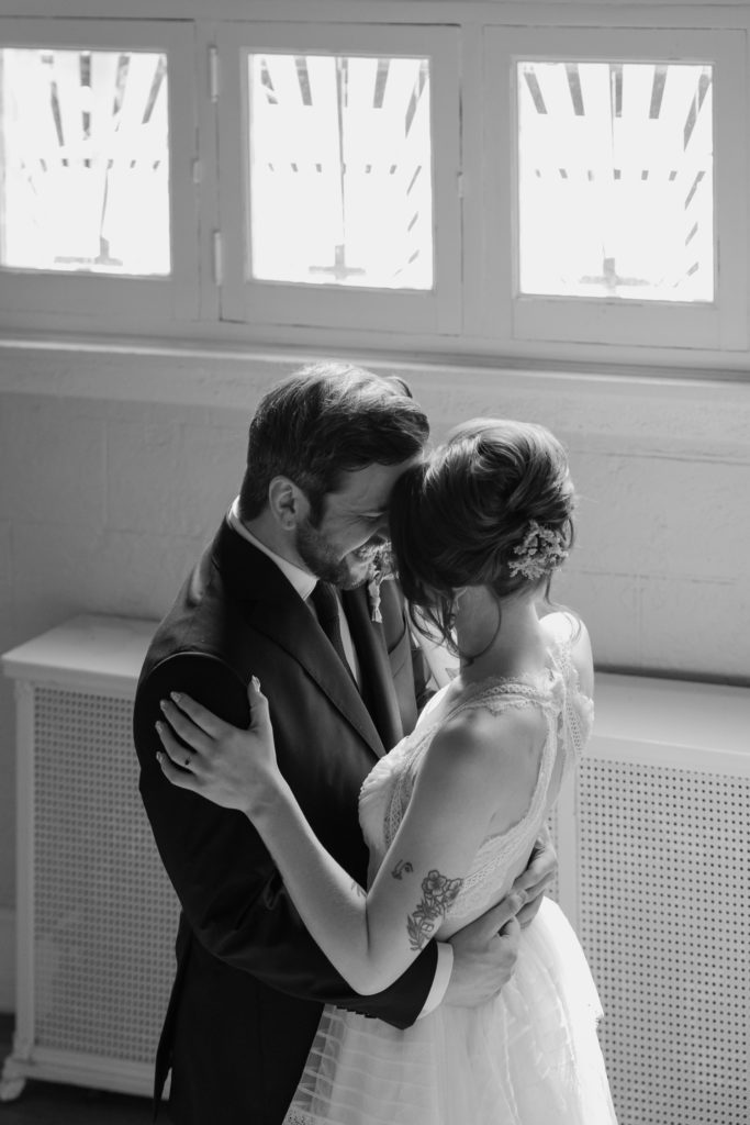 Edgy Chicago Wedding at Colvin House by Emma Petersen