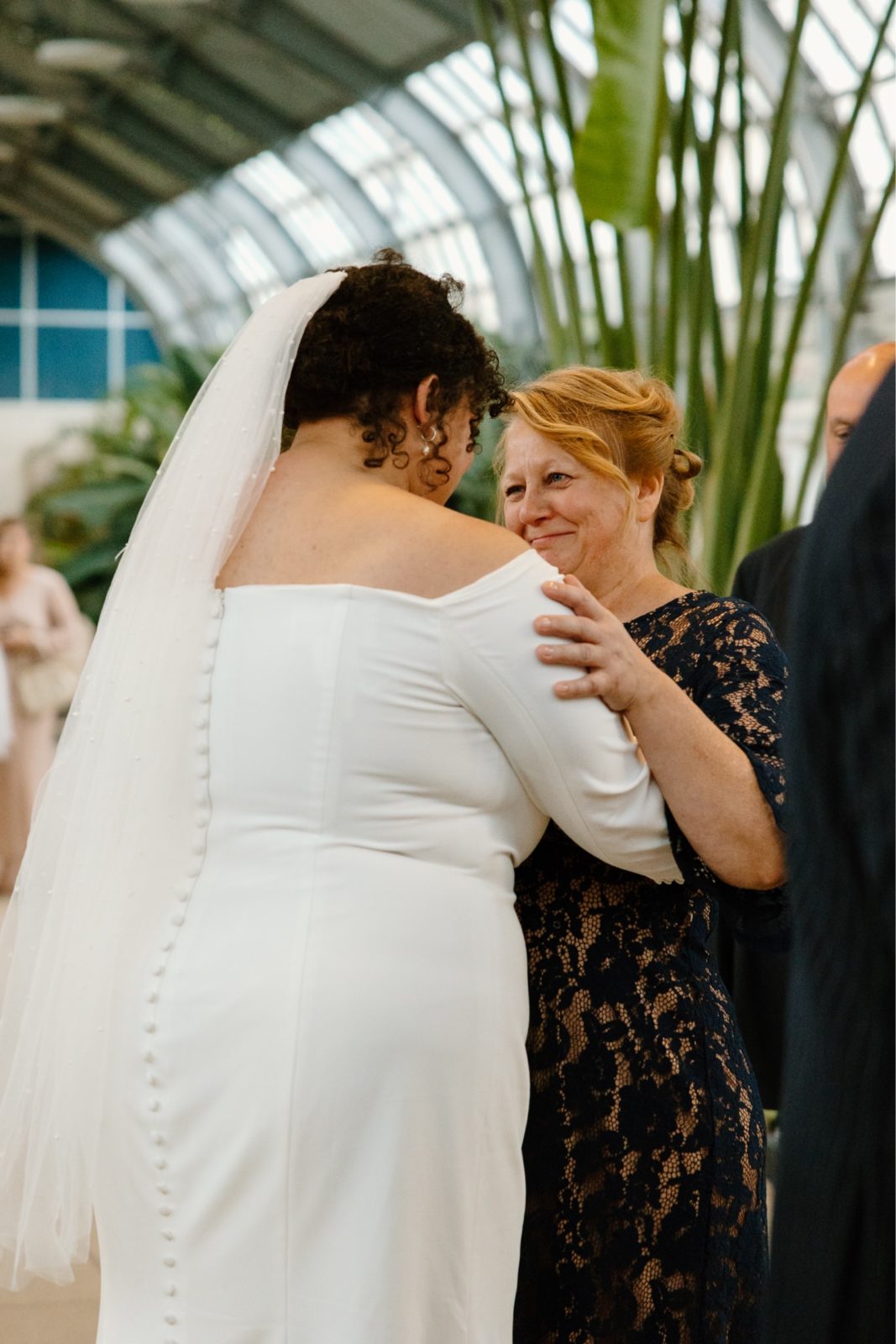Garfield Park Conservatory Wedding in Chicago | Amanda & Ryan